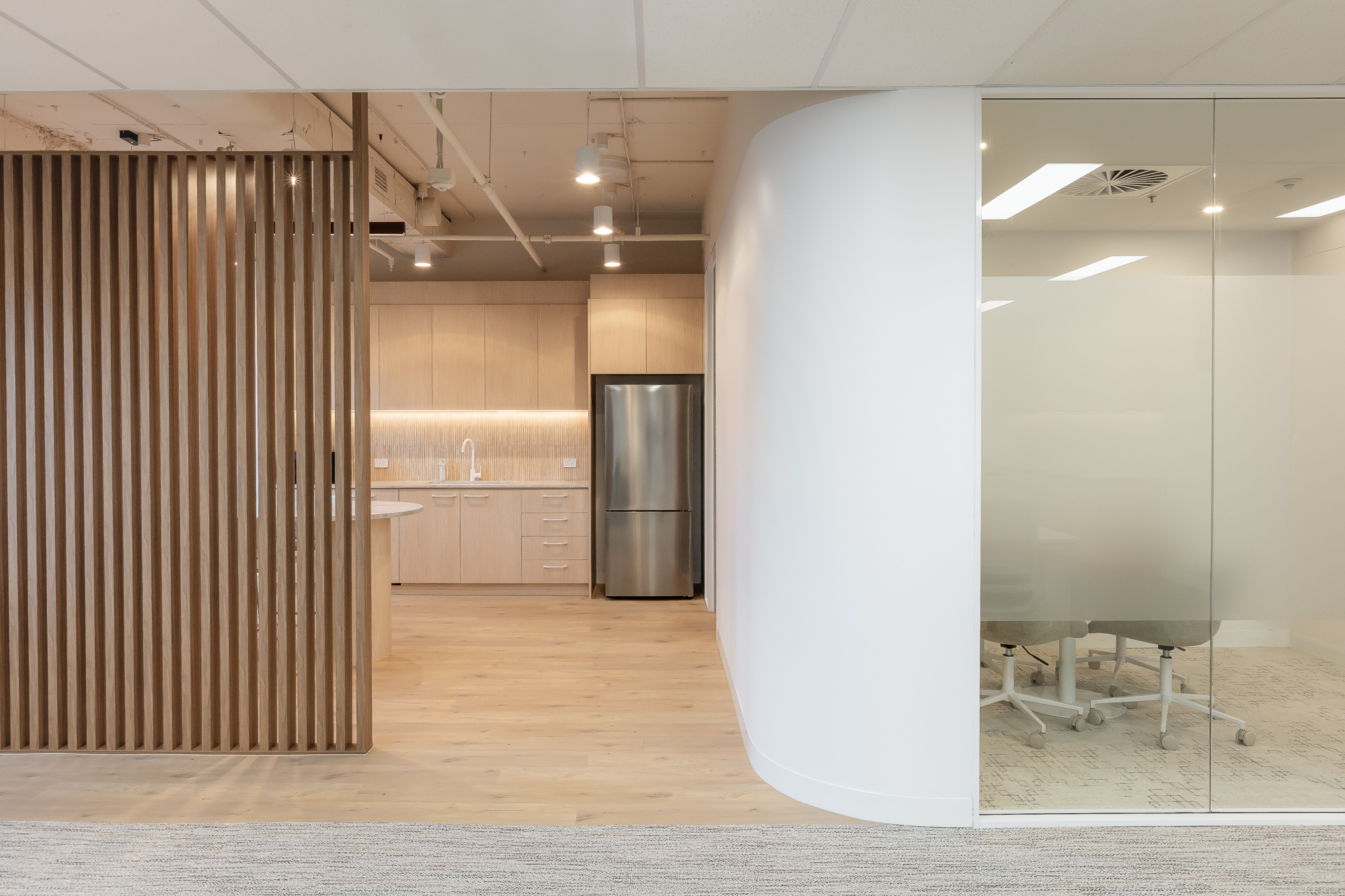300 Adelaide Street - Spec Suite - Growth Workplace Design.